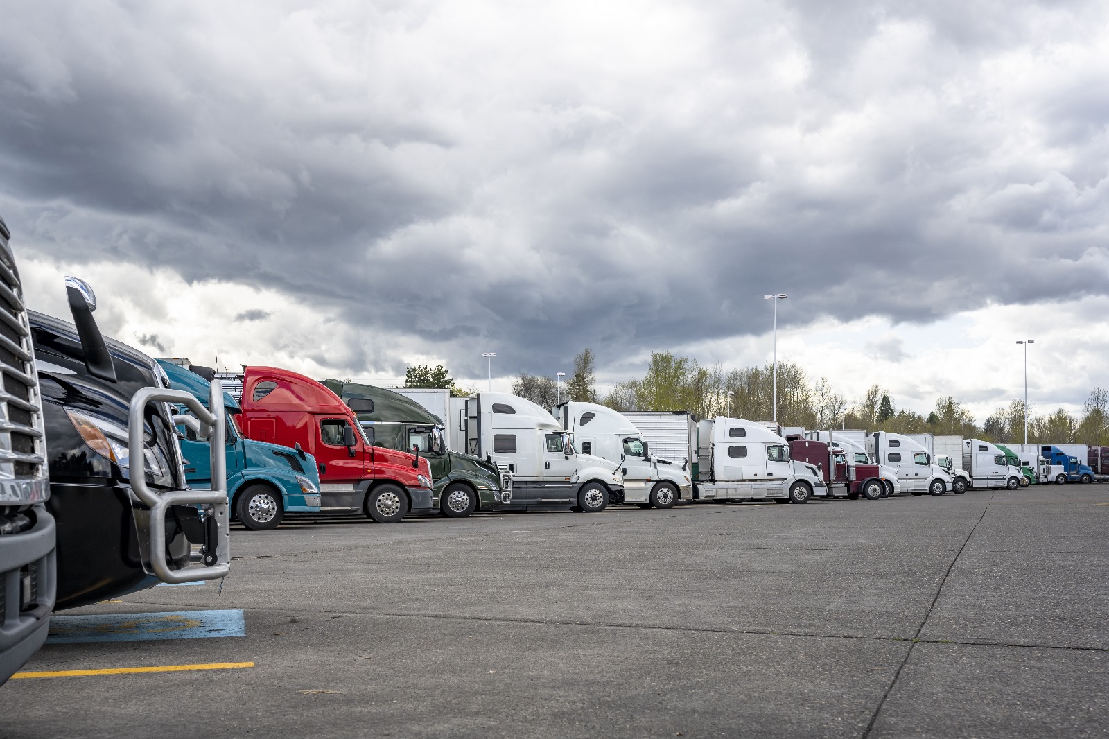 Reliable Trucking and Freight Solutions | ZIP ZAP LOGISTICS LLC