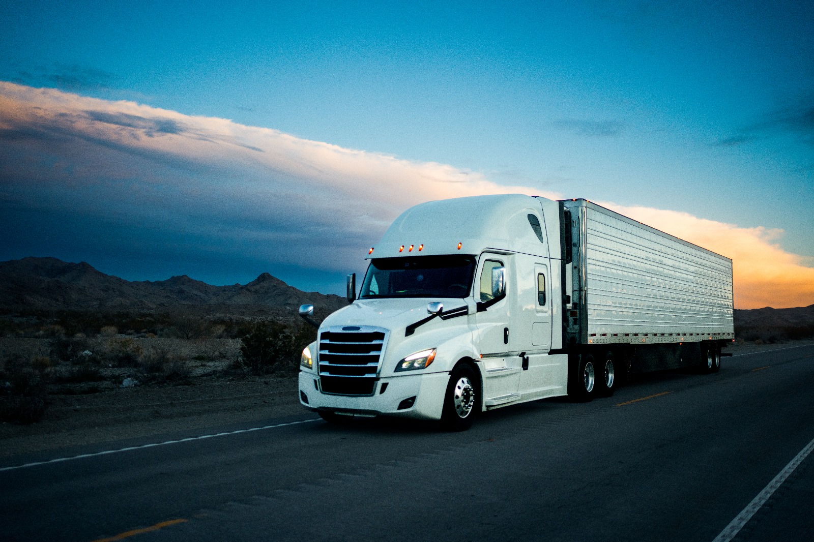 About ZIP ZAP LOGISTICS LLC | Your Freight Delivery Partner